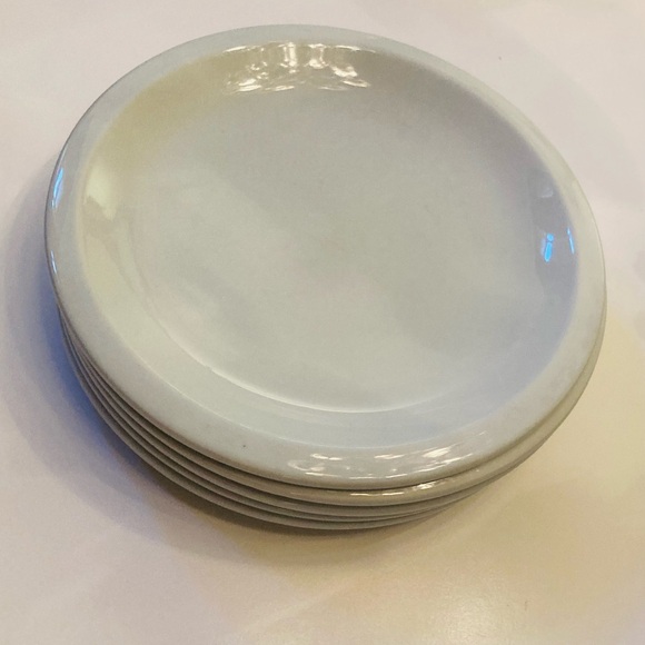 Culinary Arts | Dining | Set Of Five Porcelain Dinner Plates By ...